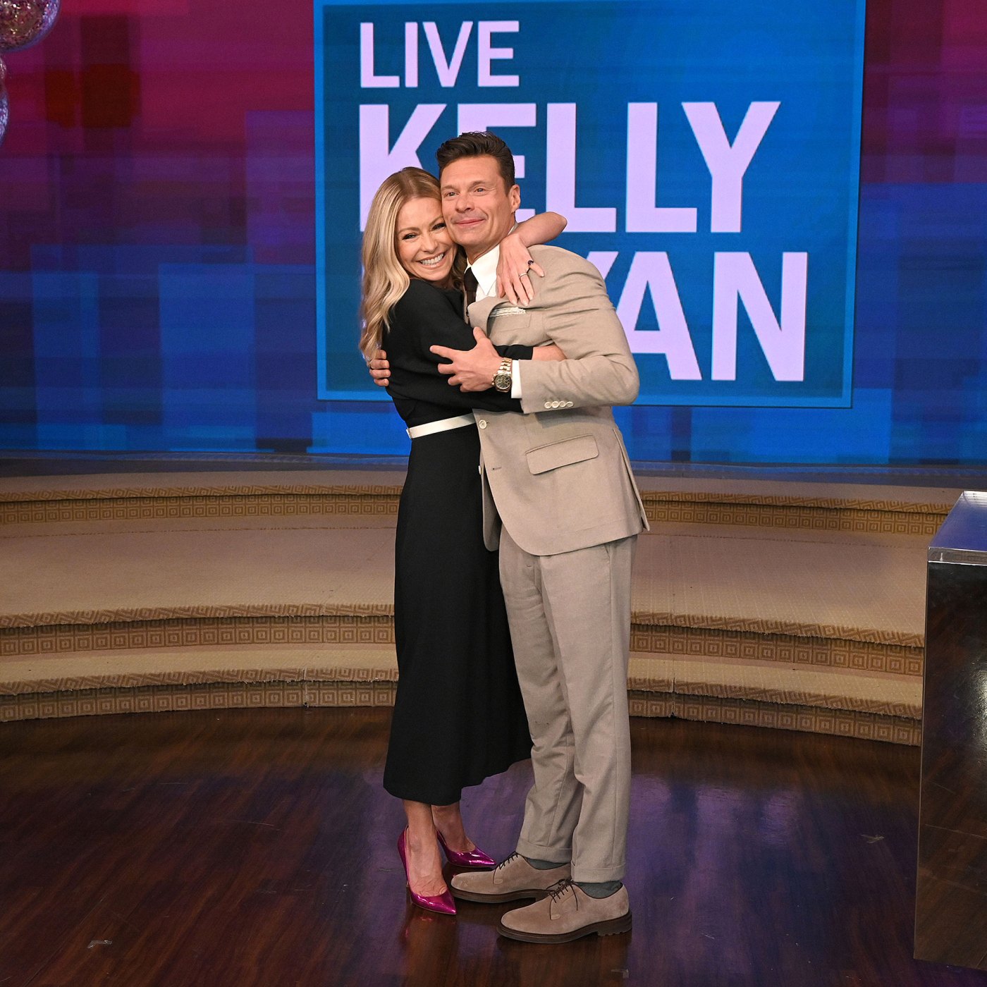 Kelly Ripa Discusses Retirement Before Mark Consuelos 'Live' Debut | Us ...