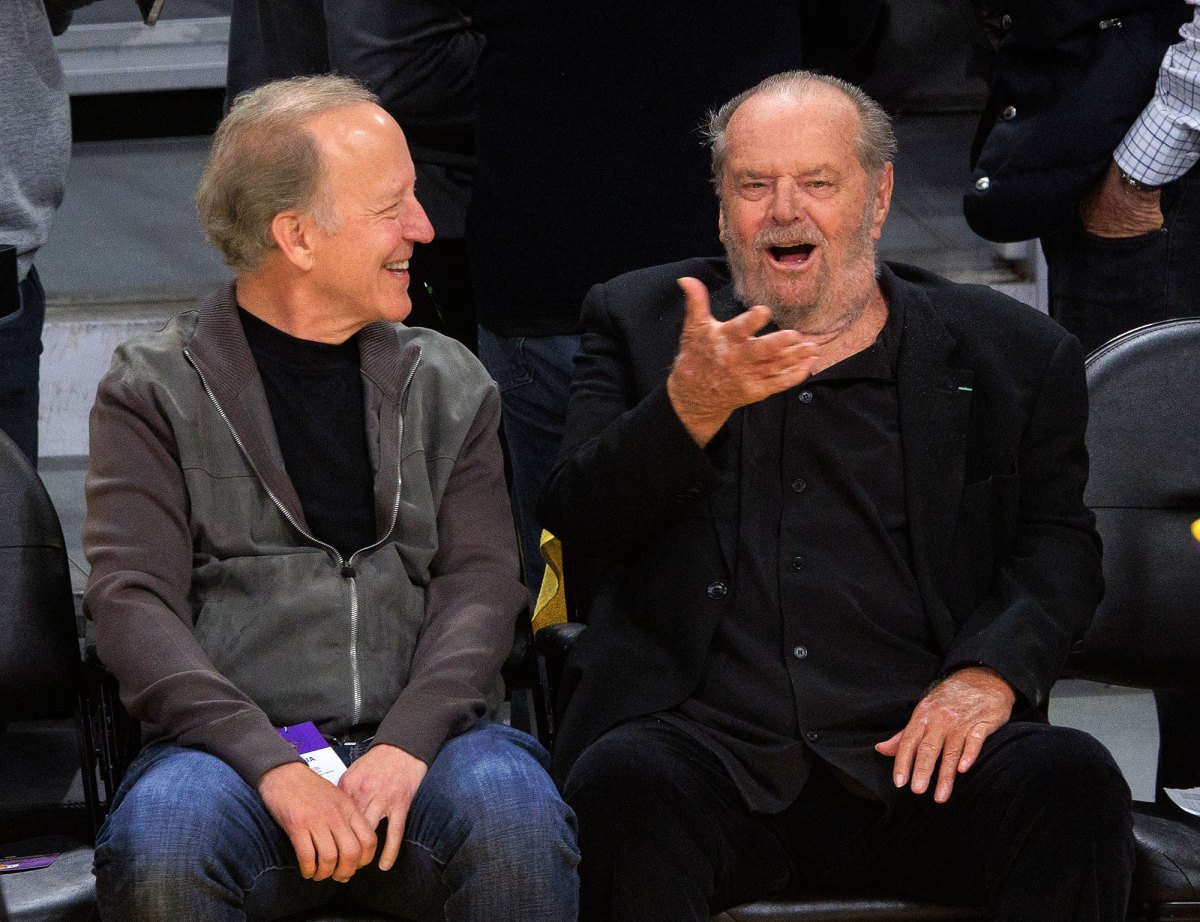 Jack Nicholson Makes Rare Public Appearance at NBA Game: Photos | Us Weekly