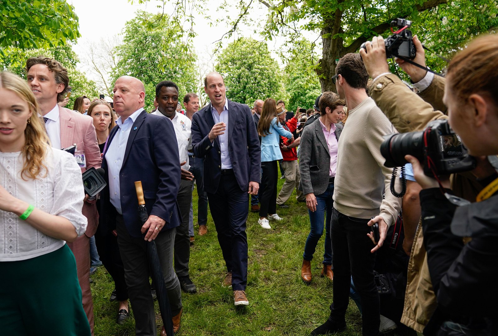 Prince William, Kate Middleton Beam at Coronation Big Lunch: Pics | Us ...