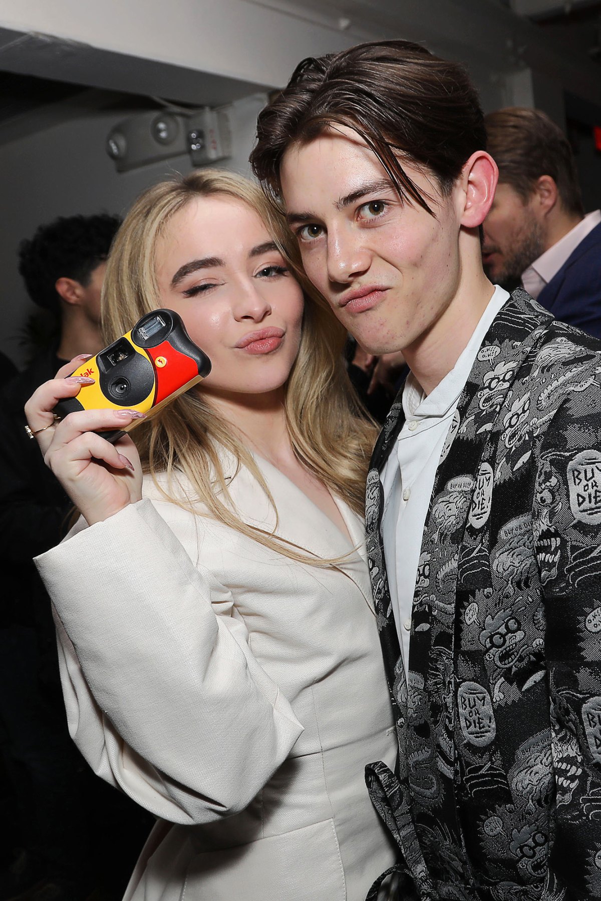 Sabrina Carpenters Dating History Joshua Bassett More Us Weekly