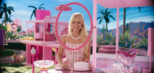 Margot Robbie Will Get Paid $50 Million for 'Barbie' Movie: Report | Us ...