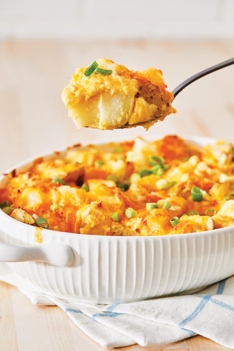 Miranda Lambert’s Scalloped Potatoes: See Easy Comfort Food Recipe | Us ...