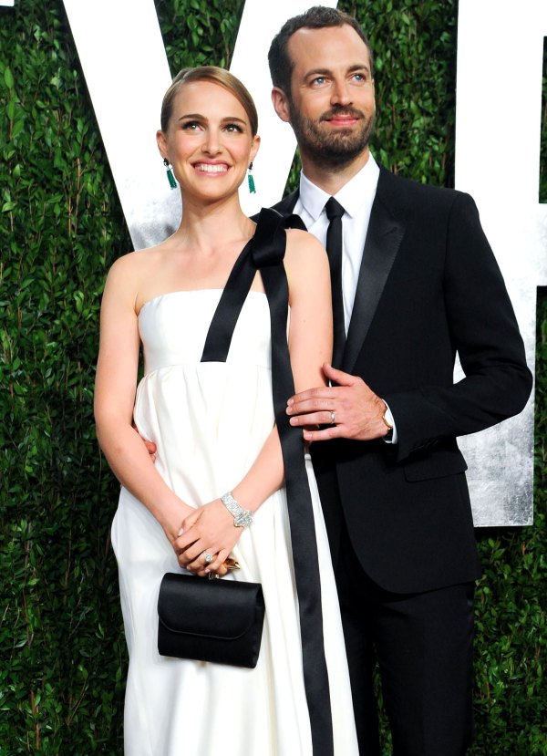Natalie Portman Rocks Wedding Ring Amid Husband Affair Rumors: Pic | Us ...