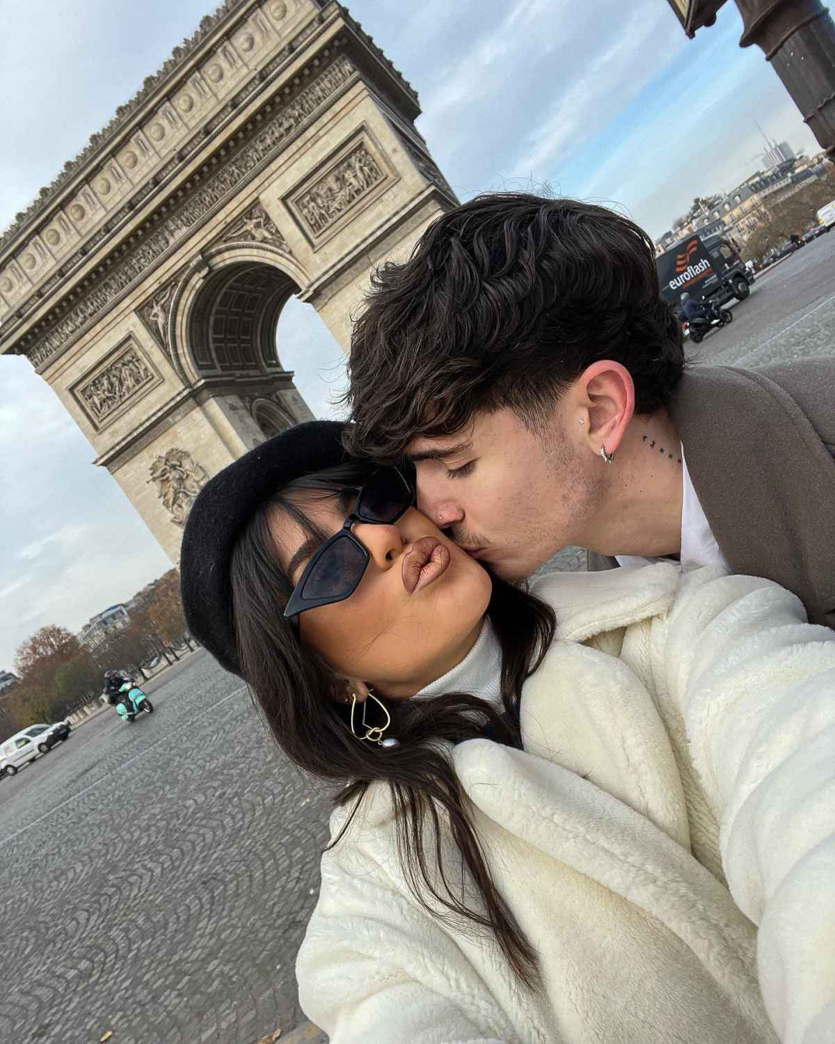 Too Hot to Handle’s Cam Holmes and Emily Miller’s Relationship Timeline ...