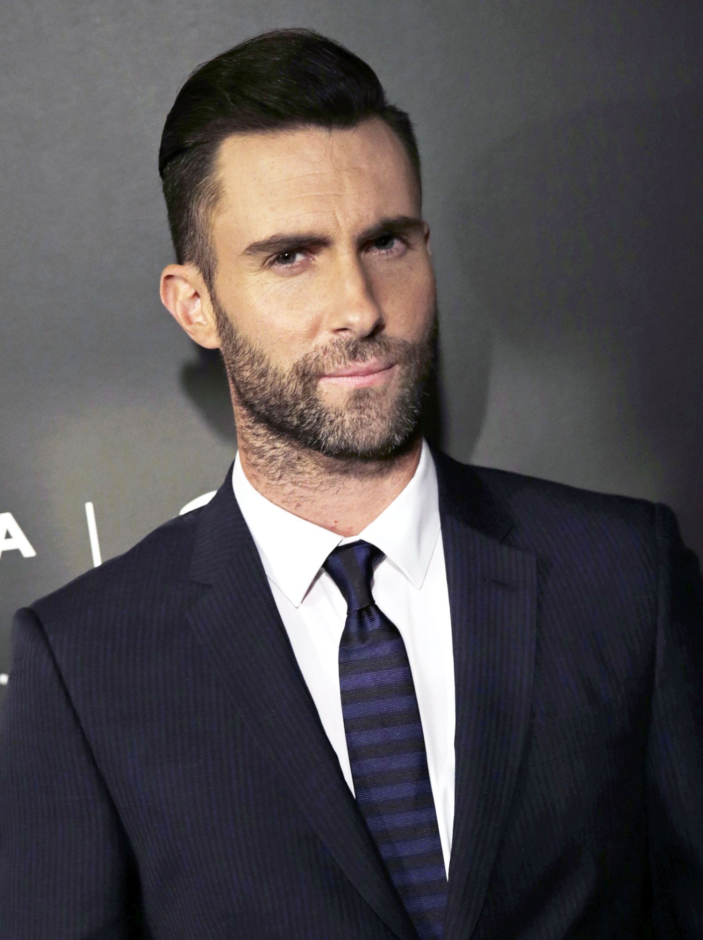 Adam Levine, Jimmy Fallon Do Musical Impressions of Bob Dylan, Sinatra ...