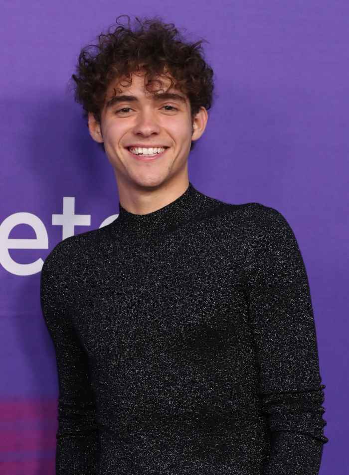 Olivia Rodrigo's Dating History: Louis Partridge and More