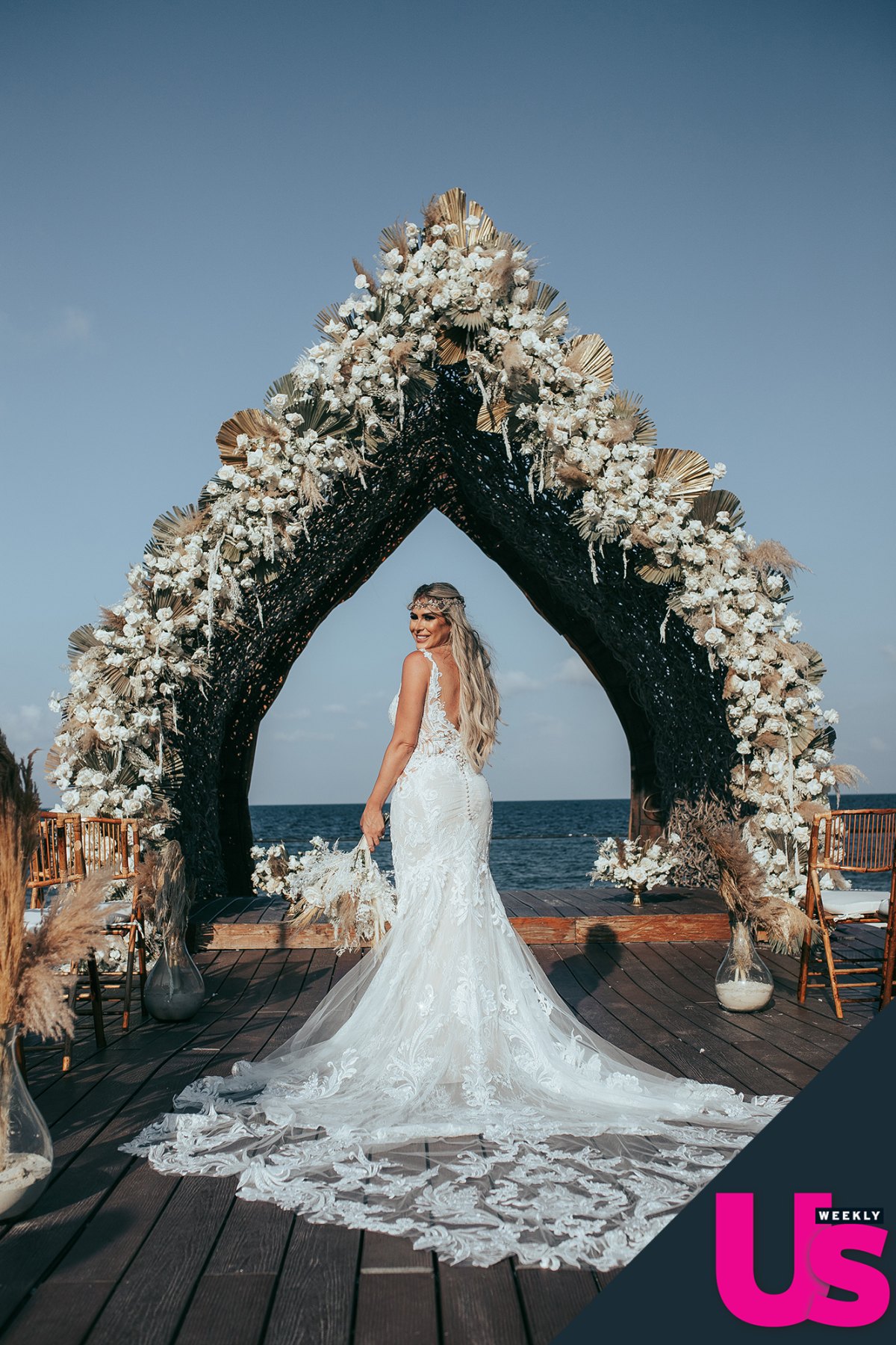 Bachelor Nation's Juelia Kinney Marries Aaron Bass in Cancun: Pics | Us ...