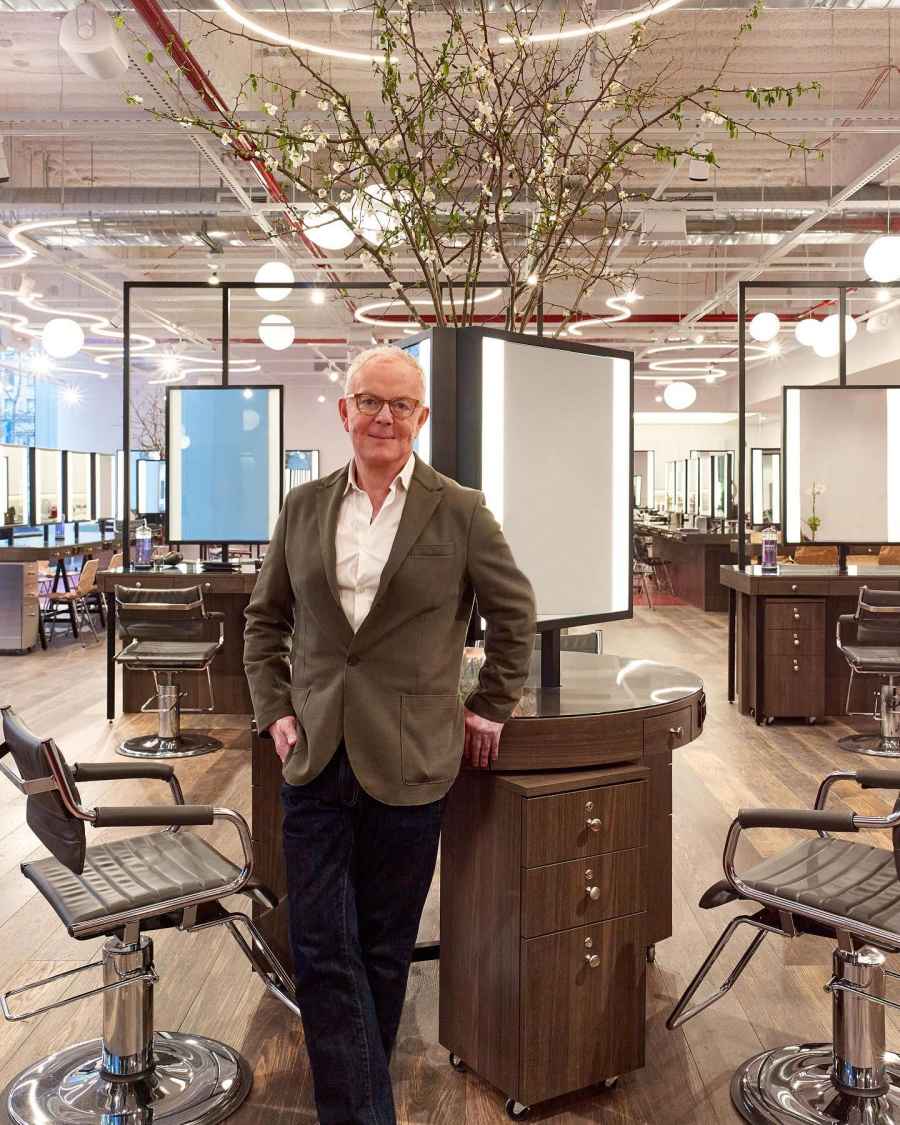 Celebrity Hairstylist John Barrett Dead | Us Weekly