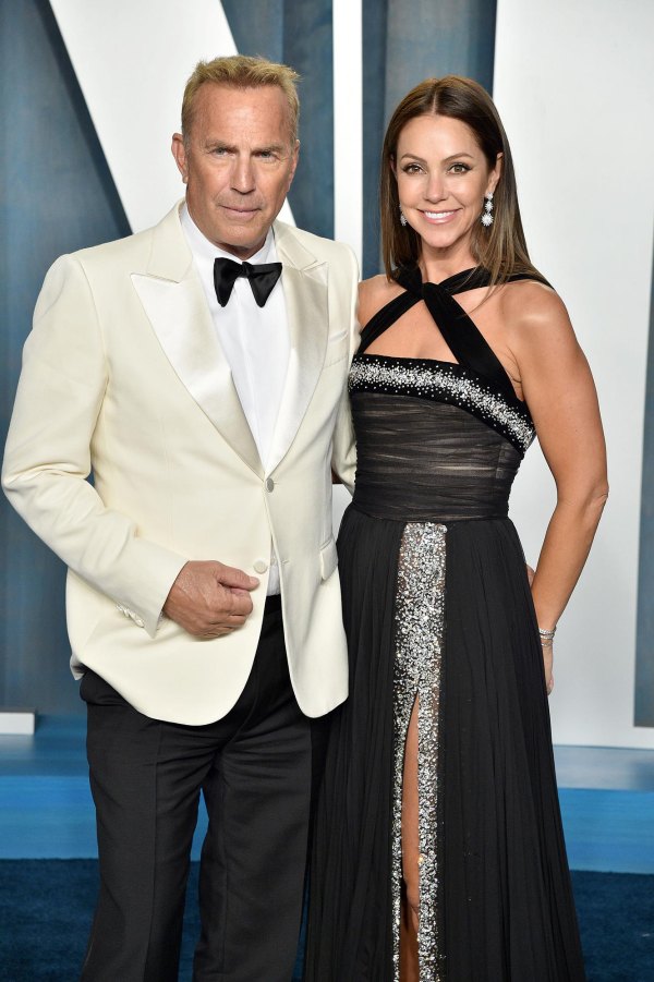 Kevin Costner’s Ex Wants Their Kids to Be Able to Fly Private | Us Weekly