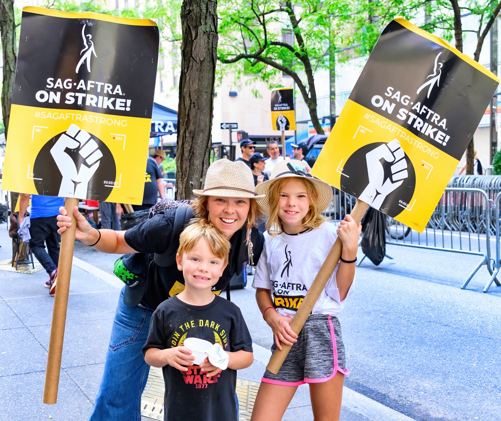 Celebrity Parents Bringing Kids to the SAG-AFTRA Picket Lines: Photos ...