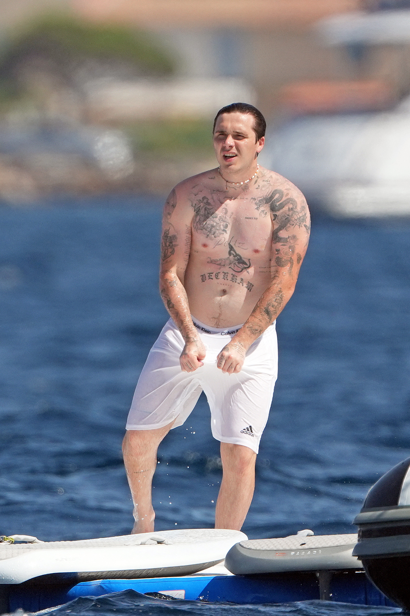 Leonardo DiCaprio, Tom Brady and More Rich Men on Yachts: Pics | Us Weekly