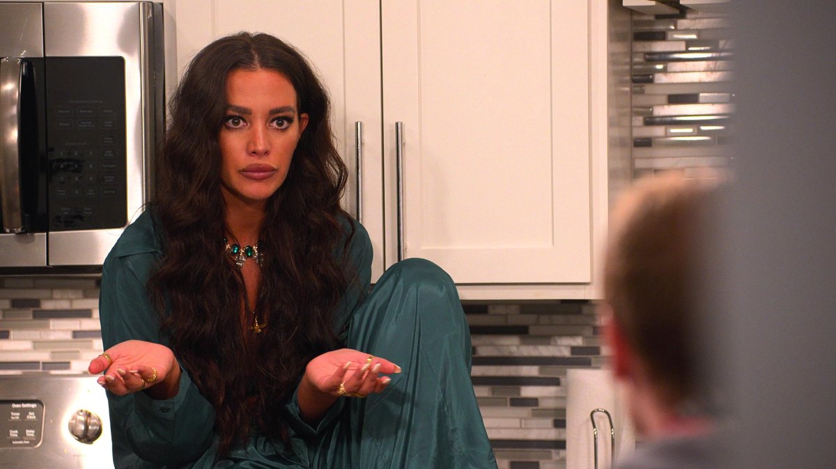 The Ultimatum's Roxanne Is ‘Very Surprised’ Kat and Alex Got Engaged ...