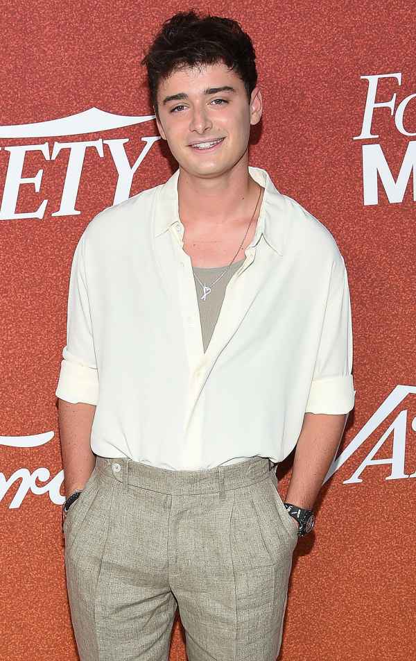 Noah Schnapp Is Looking for His Own Nick Nelson from 'Heartstopper ...