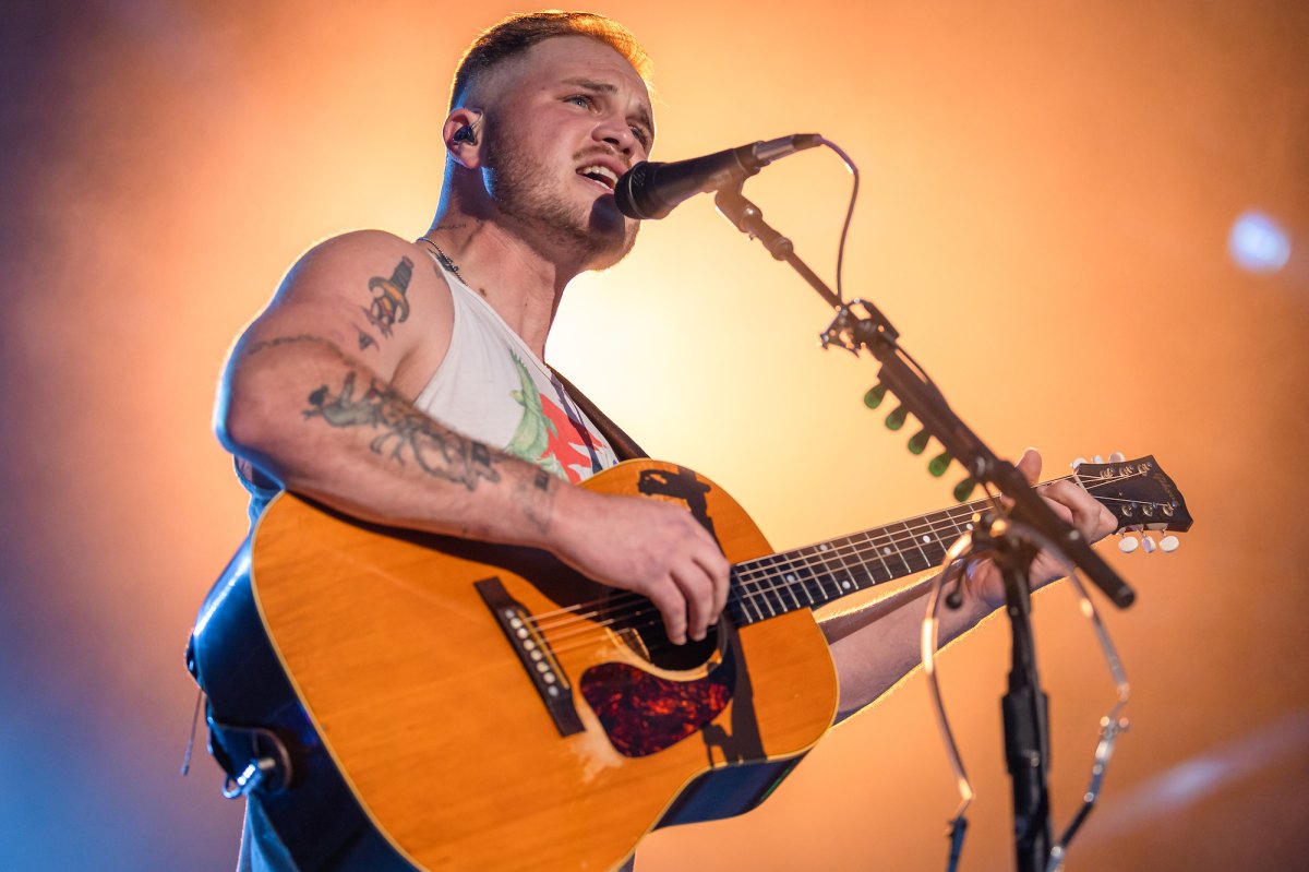 Country's Zach Bryan Announces 2024 ‘The Quittin Time Tour’ | Us Weekly