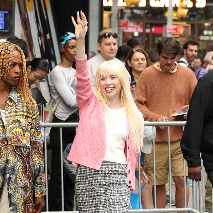 Carly Rae Jepsen News - Us Weekly