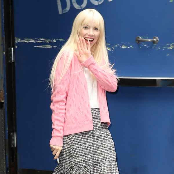 Carly Rae Jepsen News - Us Weekly