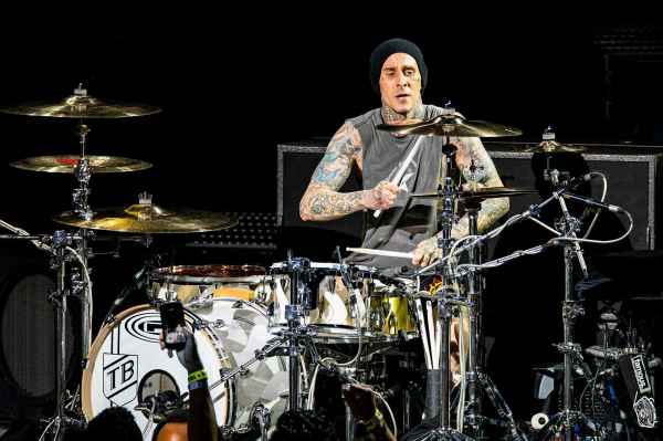 Blink-182 Announce New Album 'One More Time' With Emotional Trailer ...