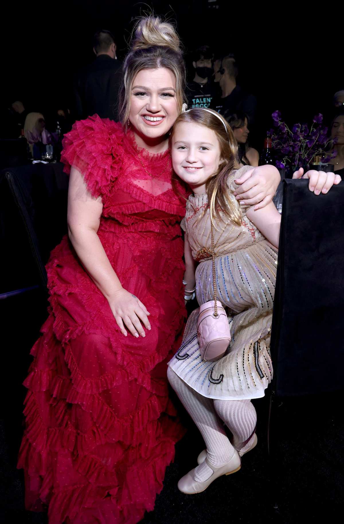 Kelly Clarkson’s Daughter Sings on New Song ‘You Don't Make Me Cry ...