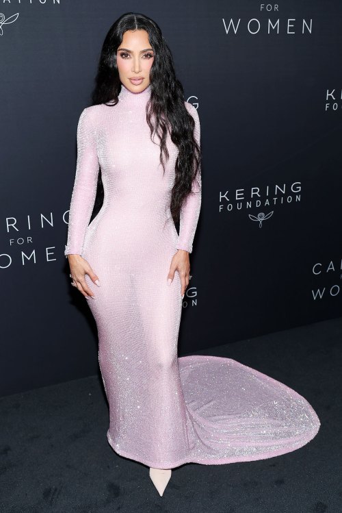 Kim Kardashian Debuts Dramatic Haircut on ‘CR Fashion Book’ Cover | Us ...