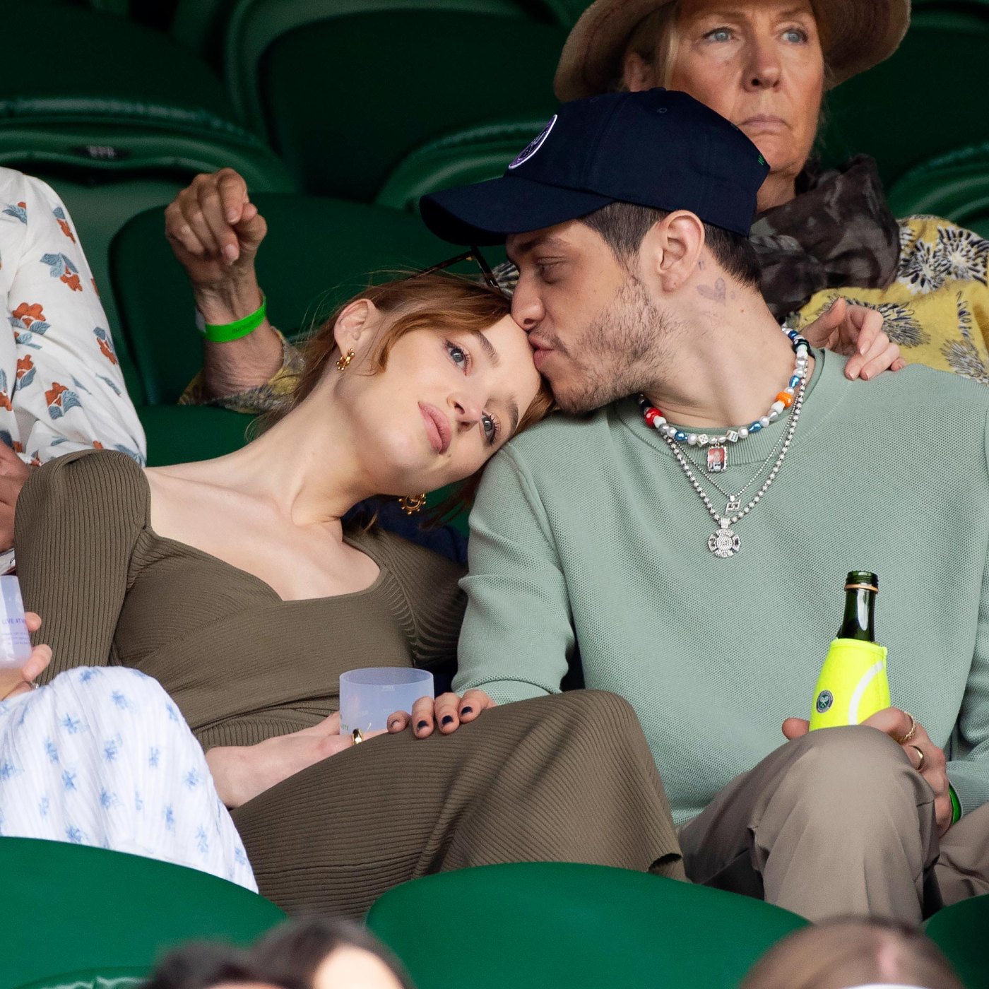 Phoebe Dynevor Learned 'Hard Lessons' While Dating Pete Davidson | Us ...