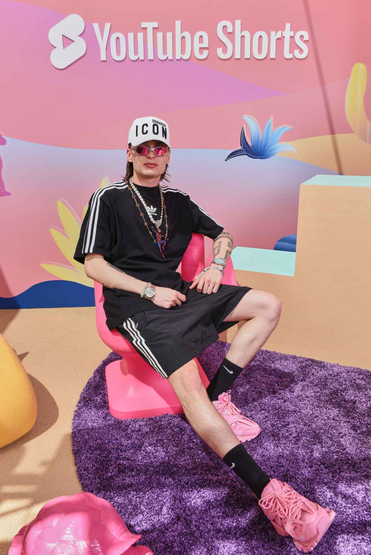 Who Is Peso Pluma? 5 Things to Know After Singer's MTV VMAs Debut | Us ...