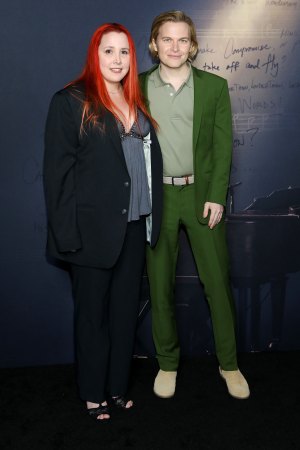 Woody Allen Is ‘Willing’ to Reconnect With Dylan and Ronan Farrow | Us ...