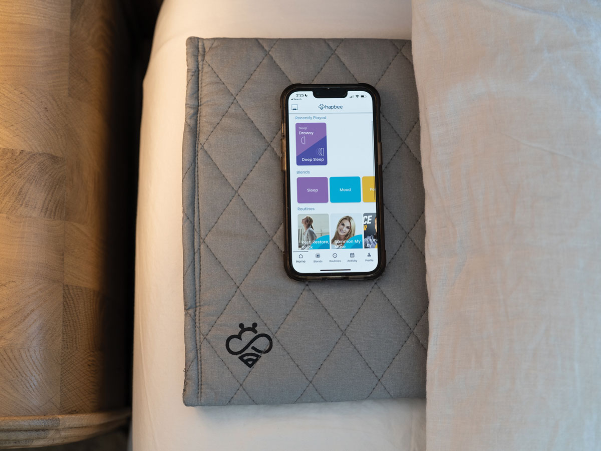 Hapbee Delivers Your Ideal State of Mind, On Demand | Us Weekly