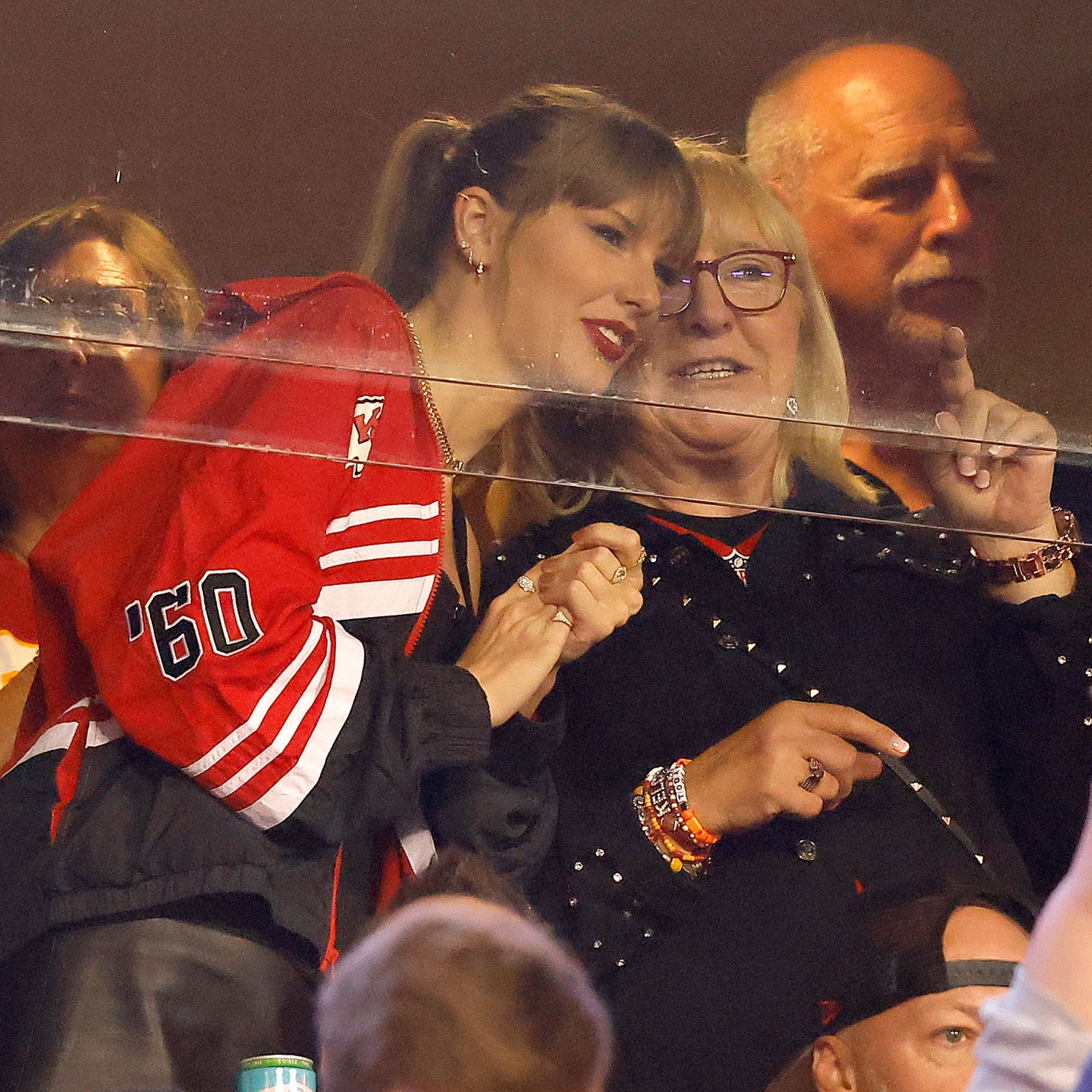 Jason Kelce Has Concerns for Travis' 'Safety' in Taylor Swift Romance ...