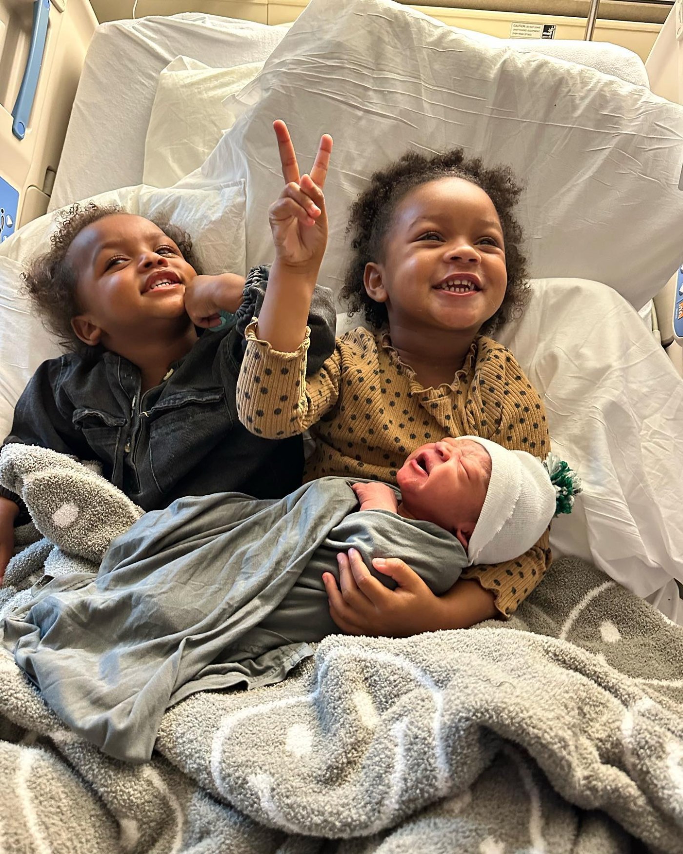 Jimmie Allen's Estranged Wife Alexis Gives Birth to Baby No. 3 | Us Weekly