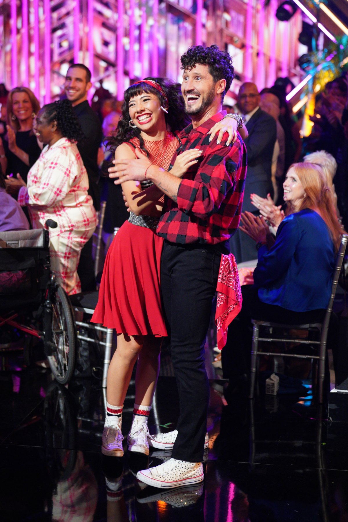 Xochitl Gomez Works Through Apparent 'DWTS' Injury During Monster Night ...