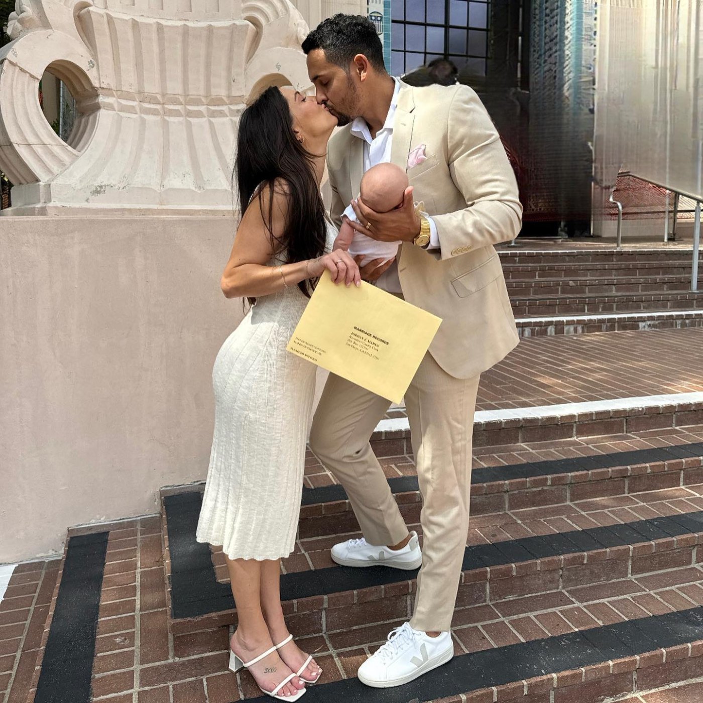 BiP’s Becca Kufrin, Thomas Jacobs Are Married After 2 Years | Us Weekly