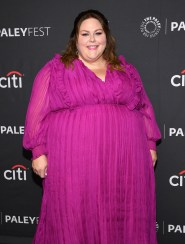 What s Inside The Bag Of This Is Us Star Chrissy Metz What s Inside The Bag Of This Is Us Star Chrissy Metz