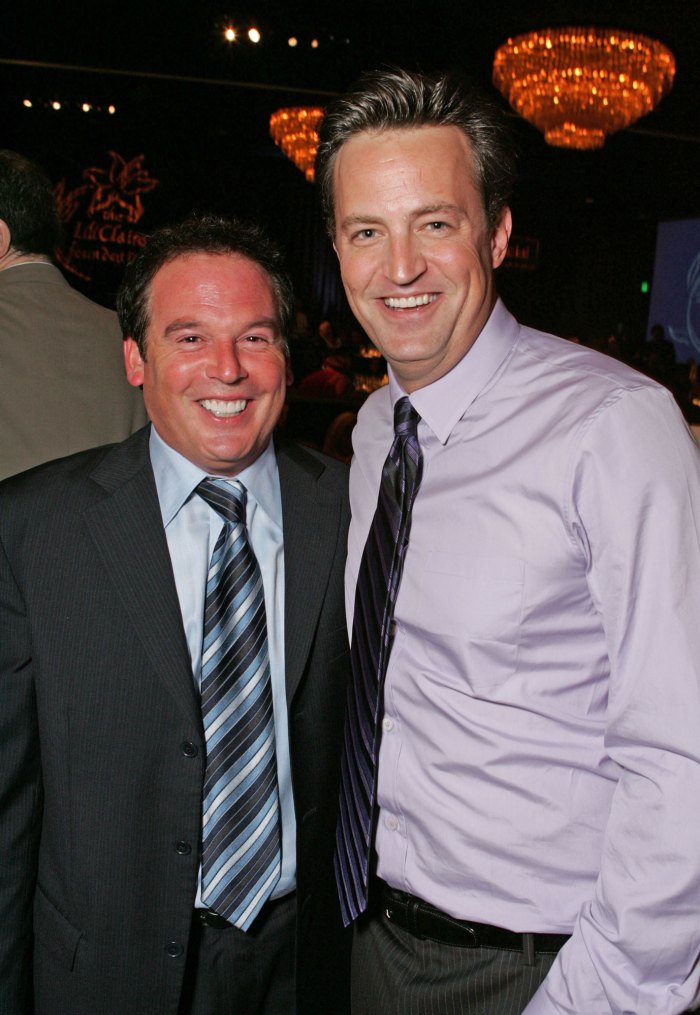 Former Warner Bros. Exec Recalls Casting Matthew Perry in ‘Friends ...