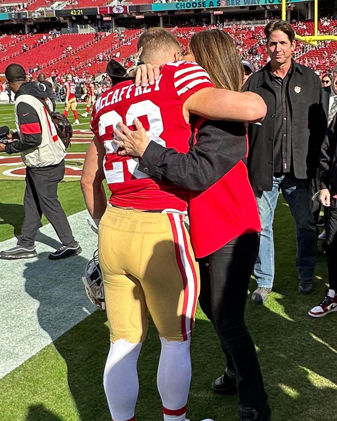 Famous NFL Moms: Donna Kelce and More Parents of Football Players | Us ...