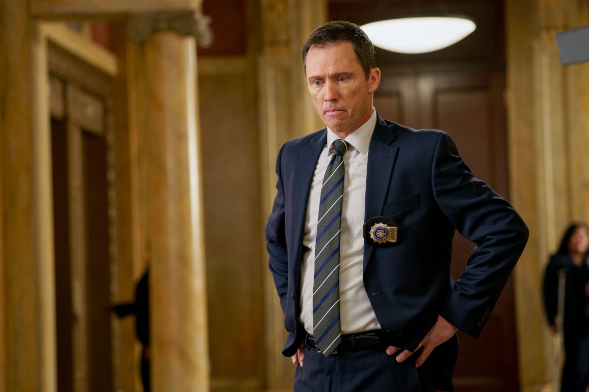 Jeffrey Donovan Won't Return for ‘Law and Order’ Season 23 | Us Weekly