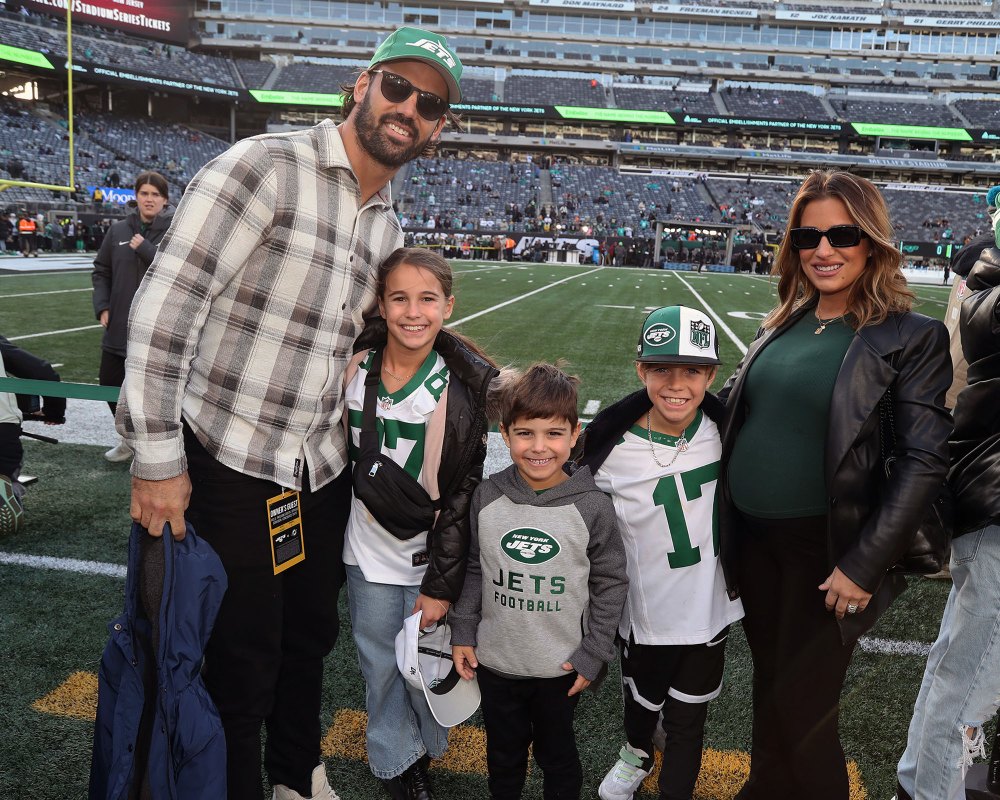 Jessie James Decker, Eric Decker’s Family Photos Over the Years | Us Weekly