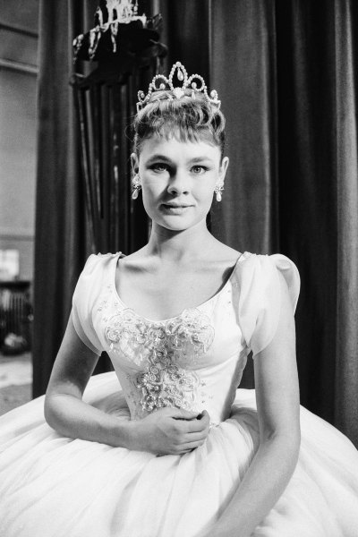 Judi Dench Through the Years: The Actress’ Life in Photos | Us Weekly