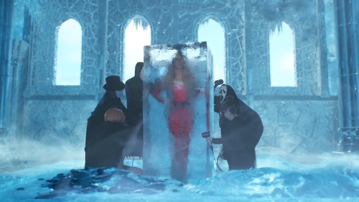 Mariah Carey Declares ‘It’s Time’ as She Defrosts for the Holidays | Us ...