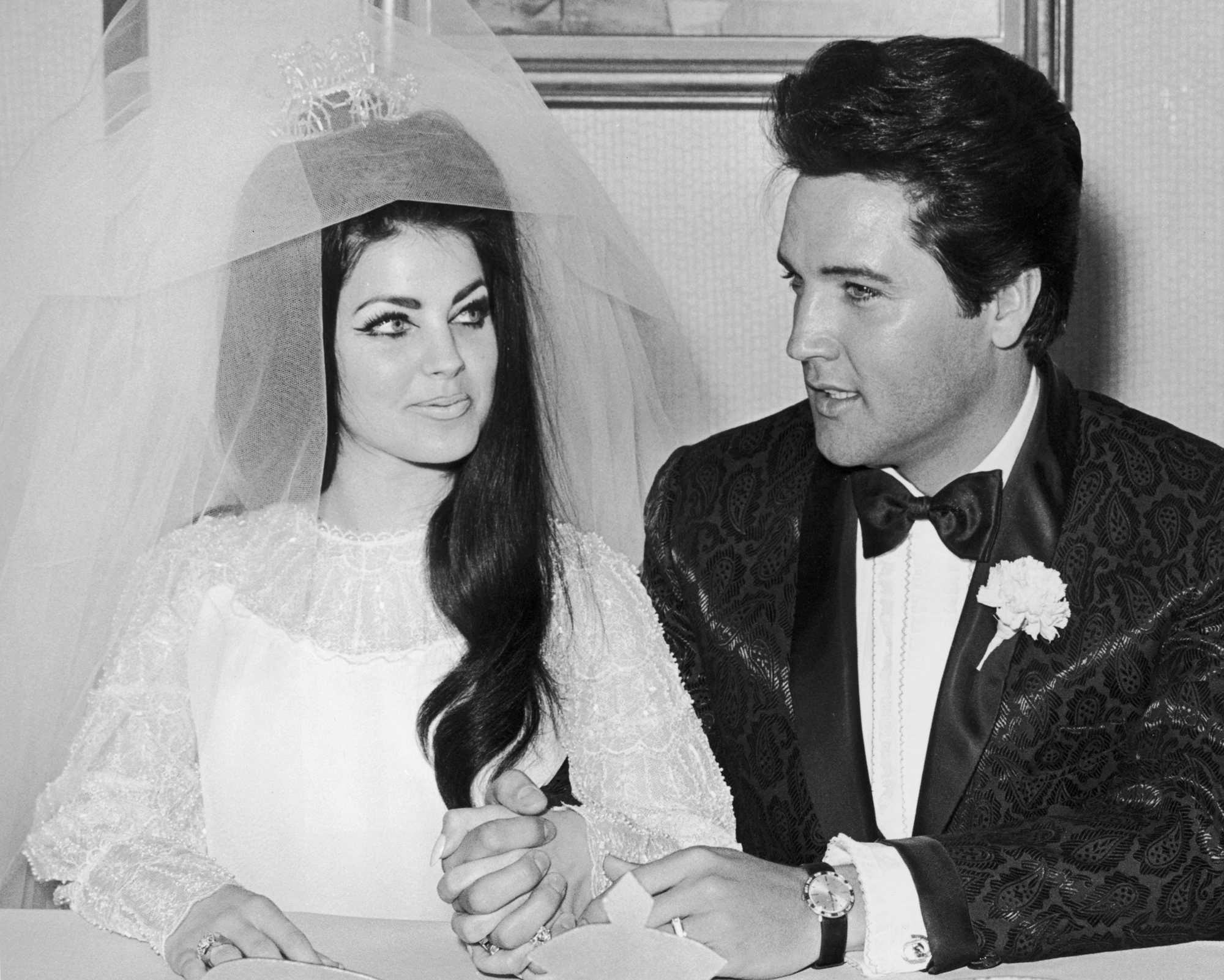 Priscilla Presley Reveals Why She Left Elvis in New Book: Revelations ...