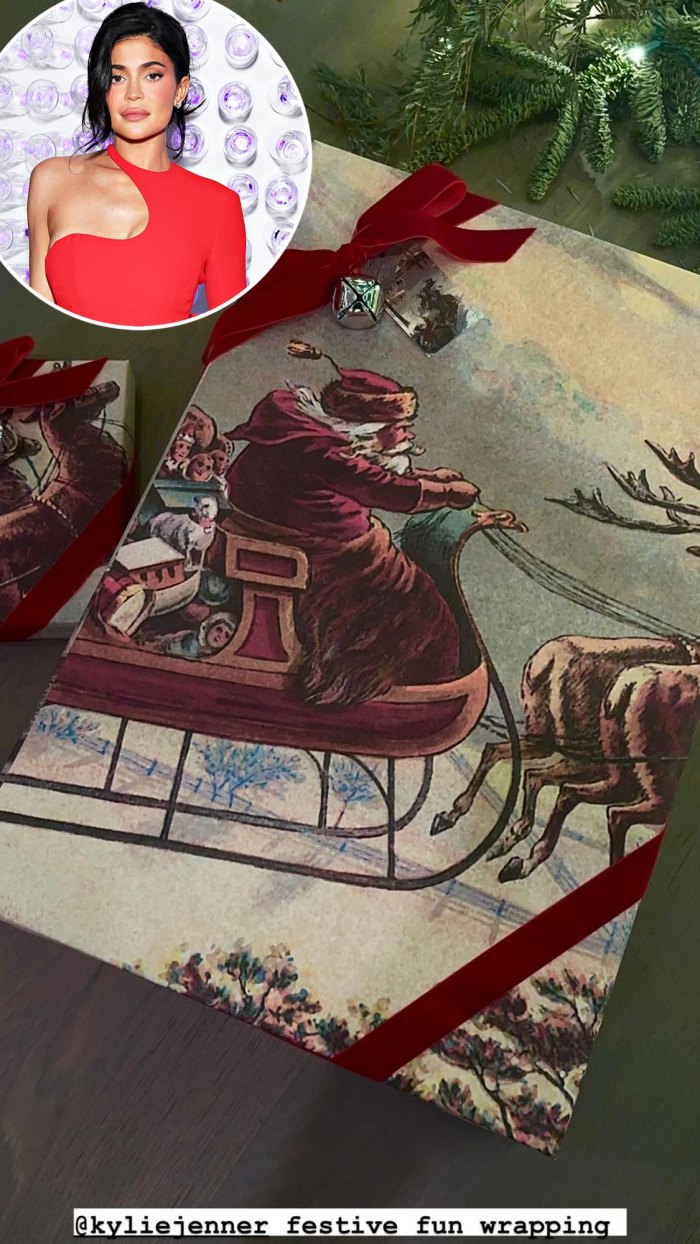 See the Kardashian-Jenner Family’s 2023 Holiday Wrapping Paper | Us Weekly