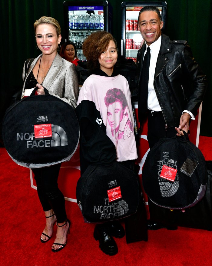 Amy Robach and T.J. Holmes Attend NYC's Jingle Ball With His Daughter ...