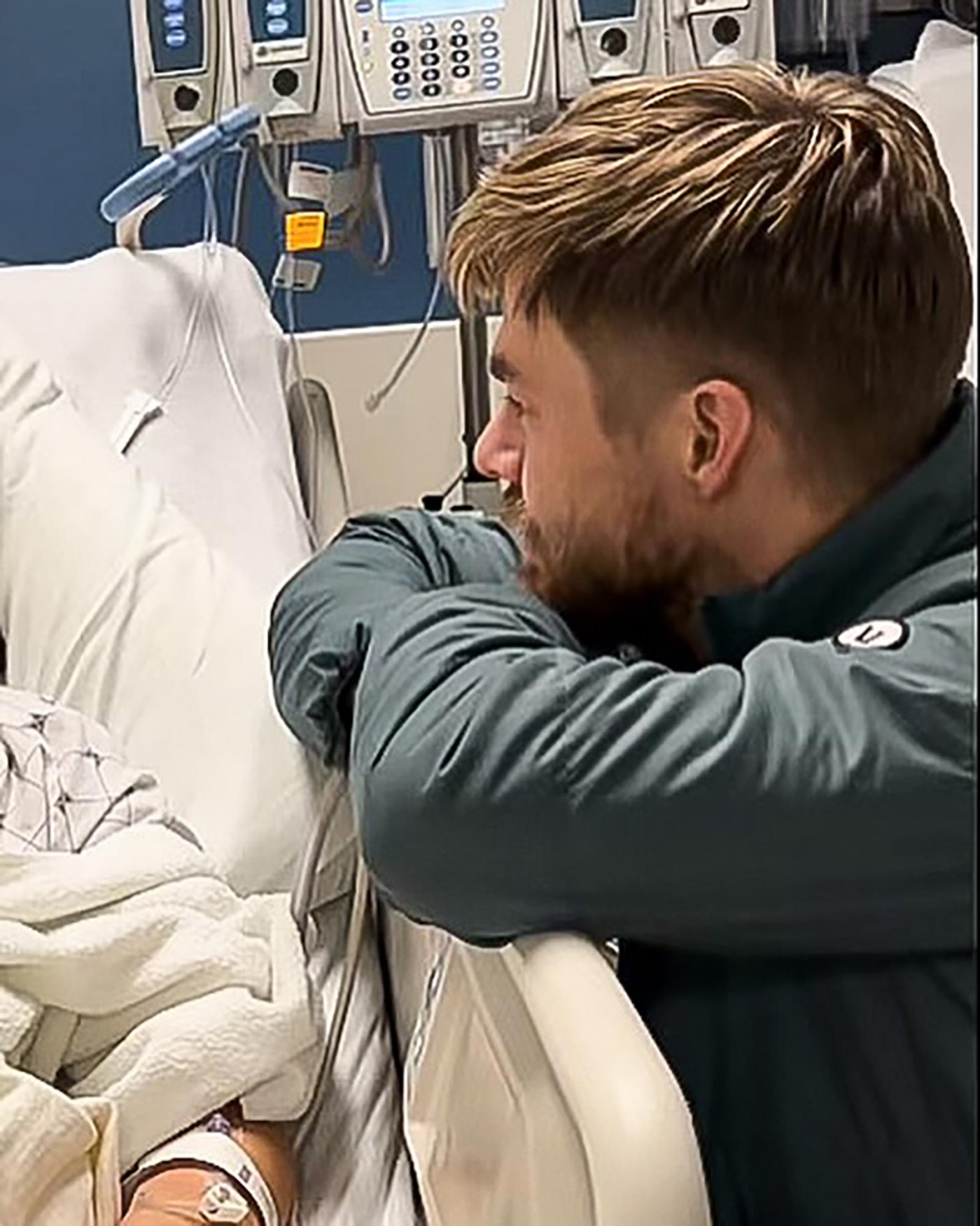 Derek Hough Says Wife Hayley Erbert's Cranioplasty Surgery Was ...