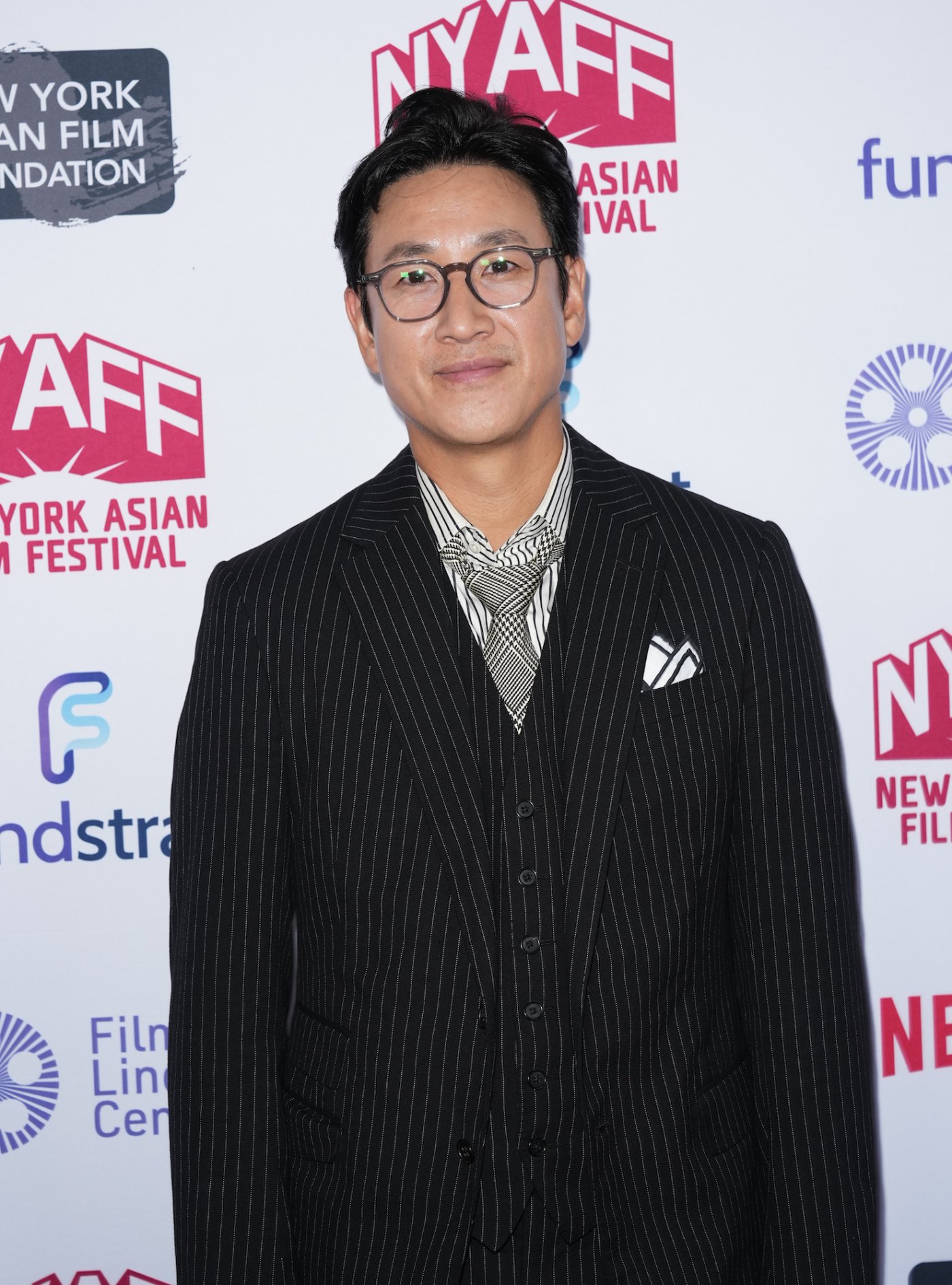 ‘Parasite’ Actor Lee Sun-kyun Dead At Age 48 After Apparent Suicide ...