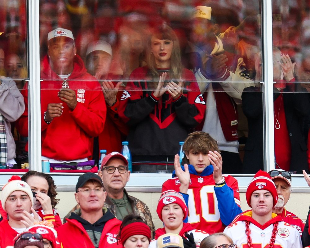 Every Time Taylor Swift Attended One of Travis Kelce's NFL Games | Us ...