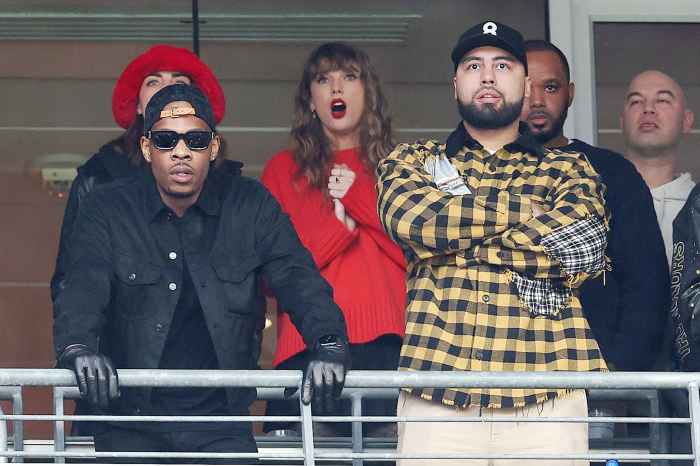 Everyone Who Taylor Swift Is Sitting With at the Chiefs Game | Us Weekly