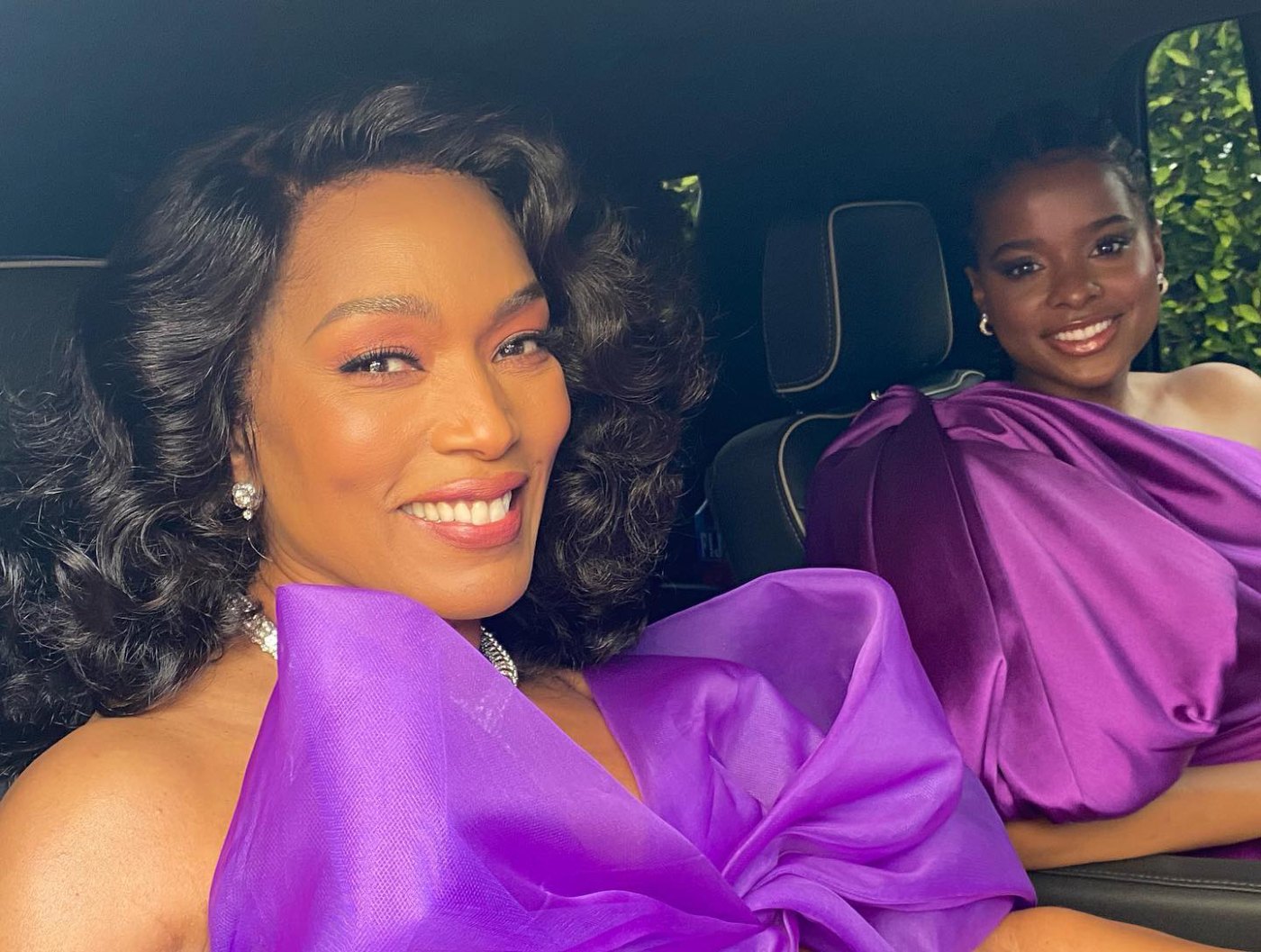 Angela Bassett's Family Guide: Husband Courtney B. Vance, 2 Kids | Us ...