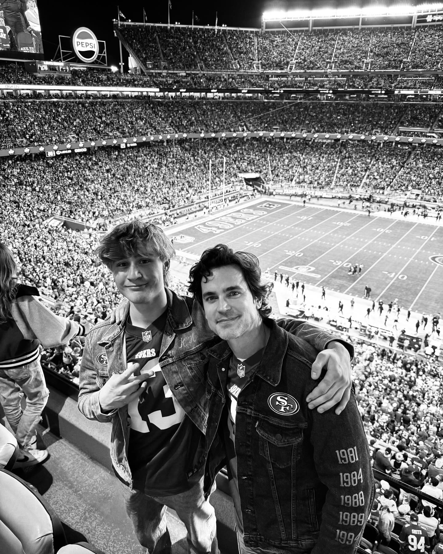 Celebrity Fans of the San Francisco 49ers: Jeremy Renner and More | Us ...