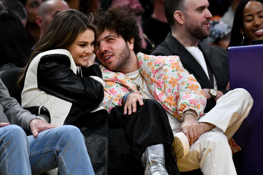 Jenna Bush Hager, Hoda Kotb Joke About Selena Gomez’s Golden Globes PDA ...
