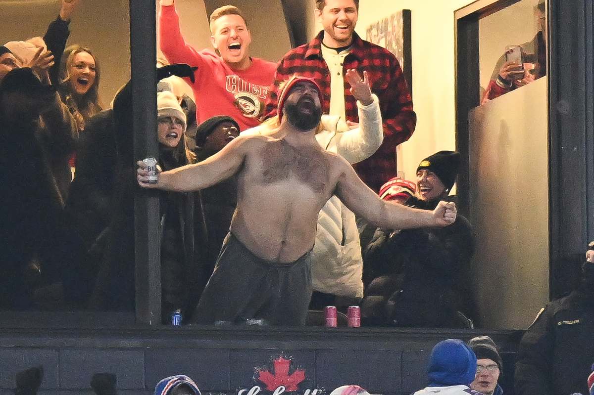 Jason Kelce Explains Why He Was Shirtless at Chiefs vs. Bills Game | Us ...