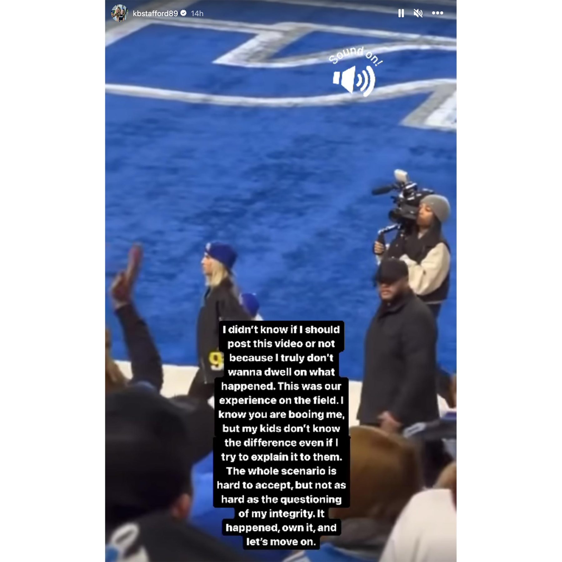 Matthew Stafford's Wife Kelly Explains How Kids Reacted to Fan Boos ...